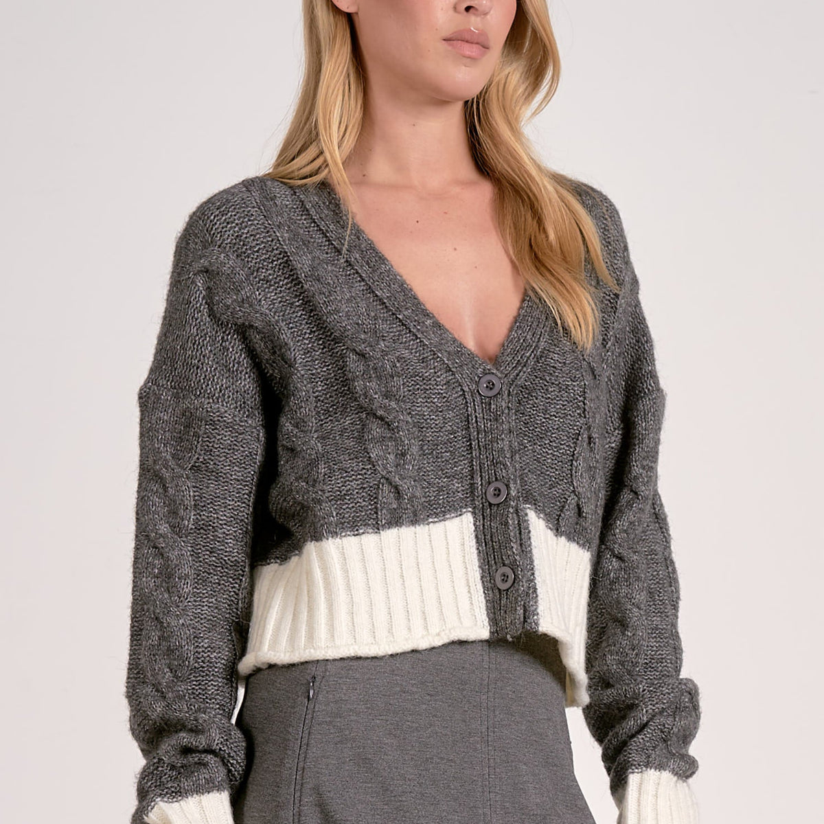 Two-Tone V-Neck Cropped Cardigan – Mainstream Boutique Bloomington ...